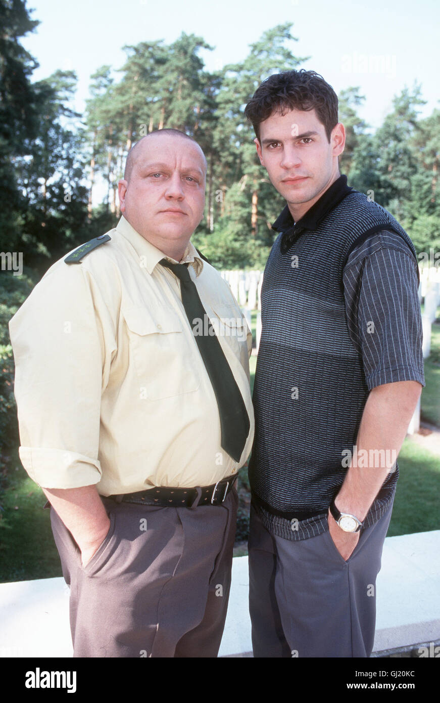 Zwei engel auf streife hi-res stock photography and images - Alamy