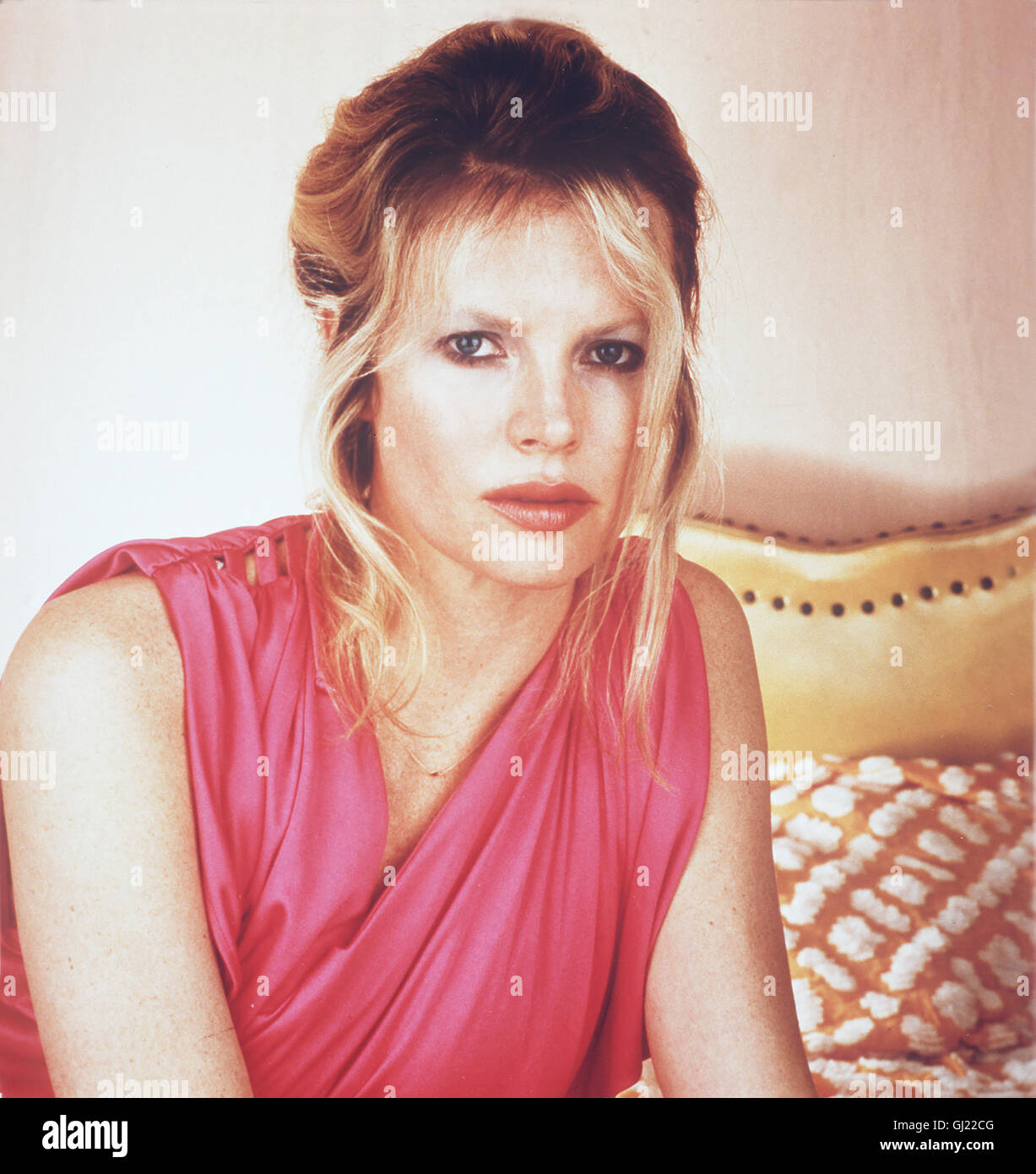 DIE BLONDE VERSUCHUNG- Die blonde Versuchung: KIM BASINGER als ...