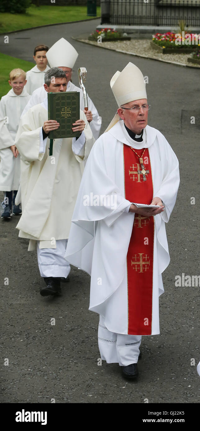 Dr edward daly hi-res stock photography and images - Alamy