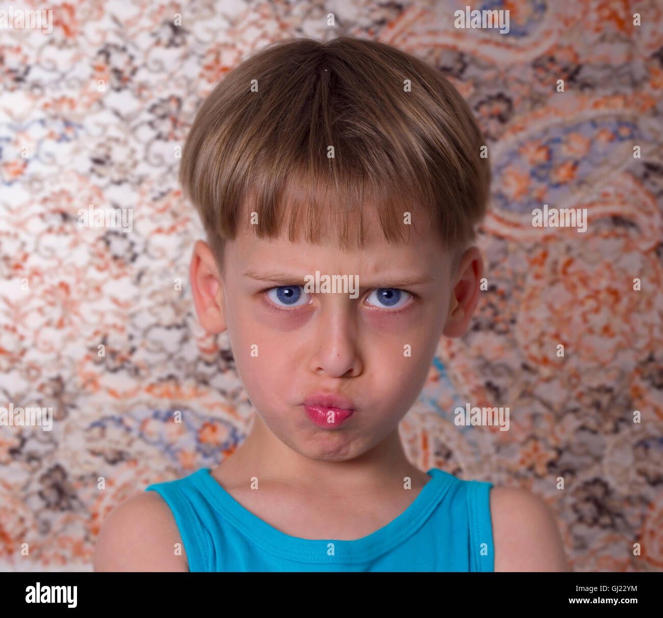 portrait of a cute boy Stock Photo - Alamy