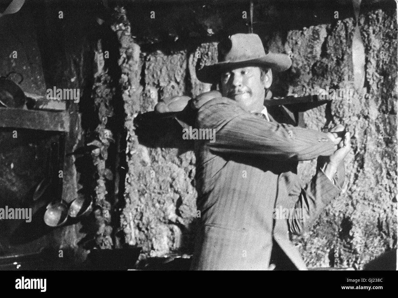Chino charles bronson 1973 hi-res stock photography and images - Alamy