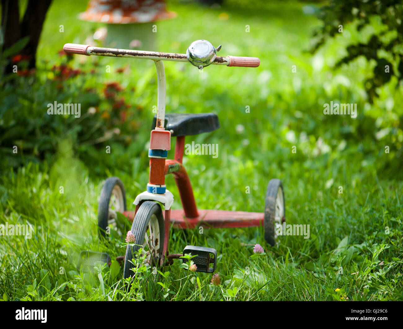 Tricycle antique hi-res stock photography and images - Alamy