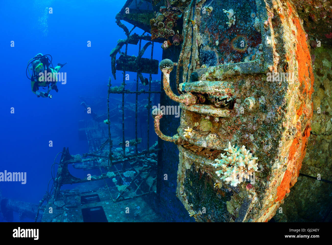 Shipwreck of the Salem Express in front of Safaga and scuba diver on ...