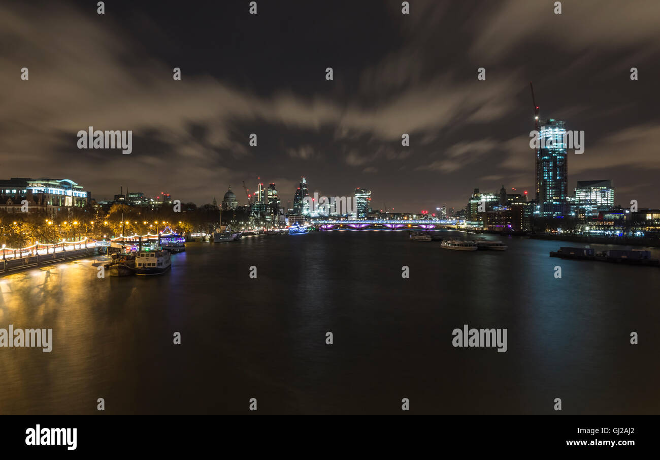 London at night Stock Photo - Alamy