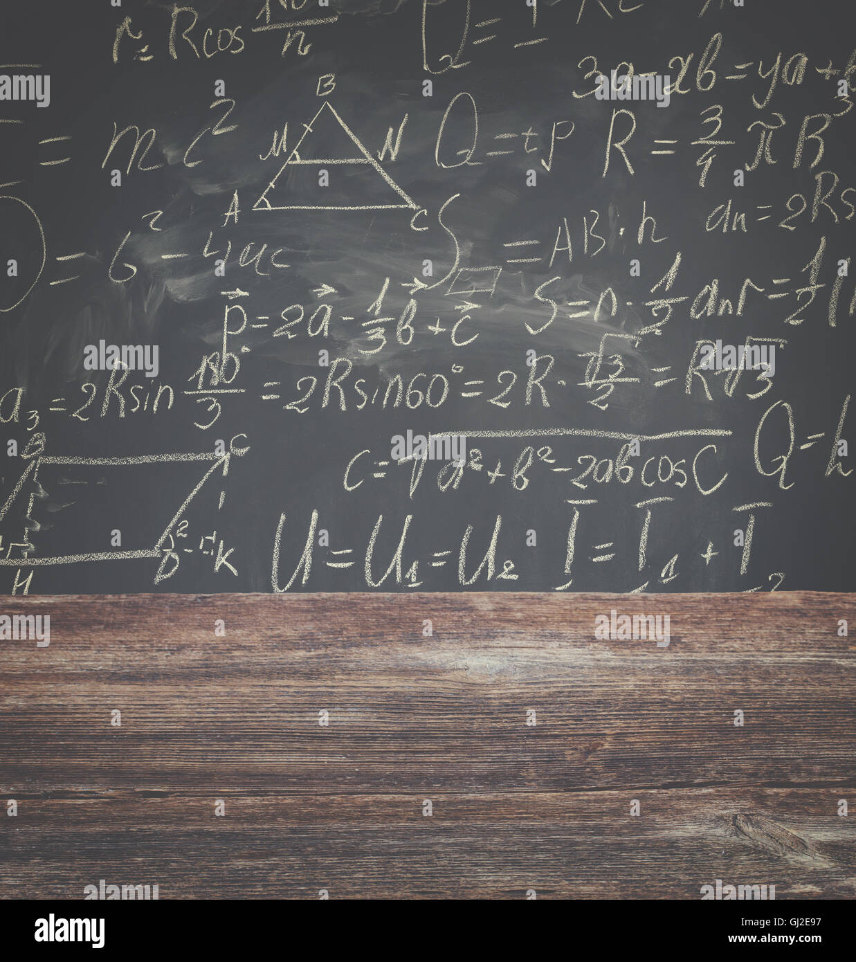 Complex maths physics equations formulas hi-res stock photography and ...