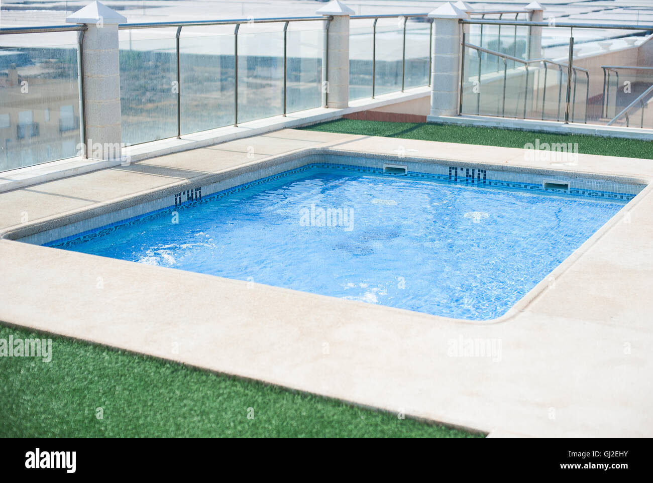 Empty swimming pool kids hi-res stock photography and images - Alamy