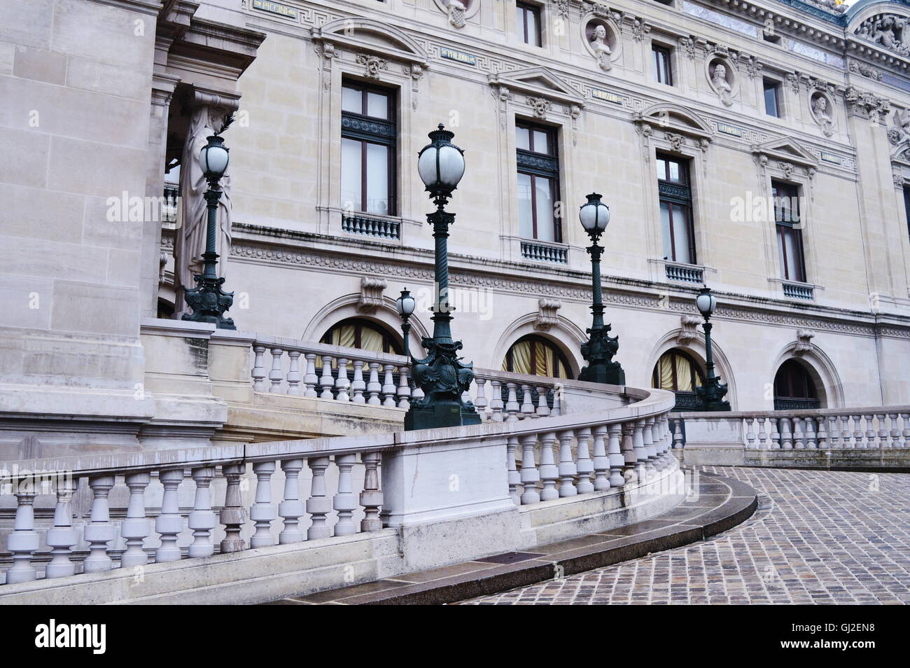 Classic architecture hi-res stock photography and images - Alamy