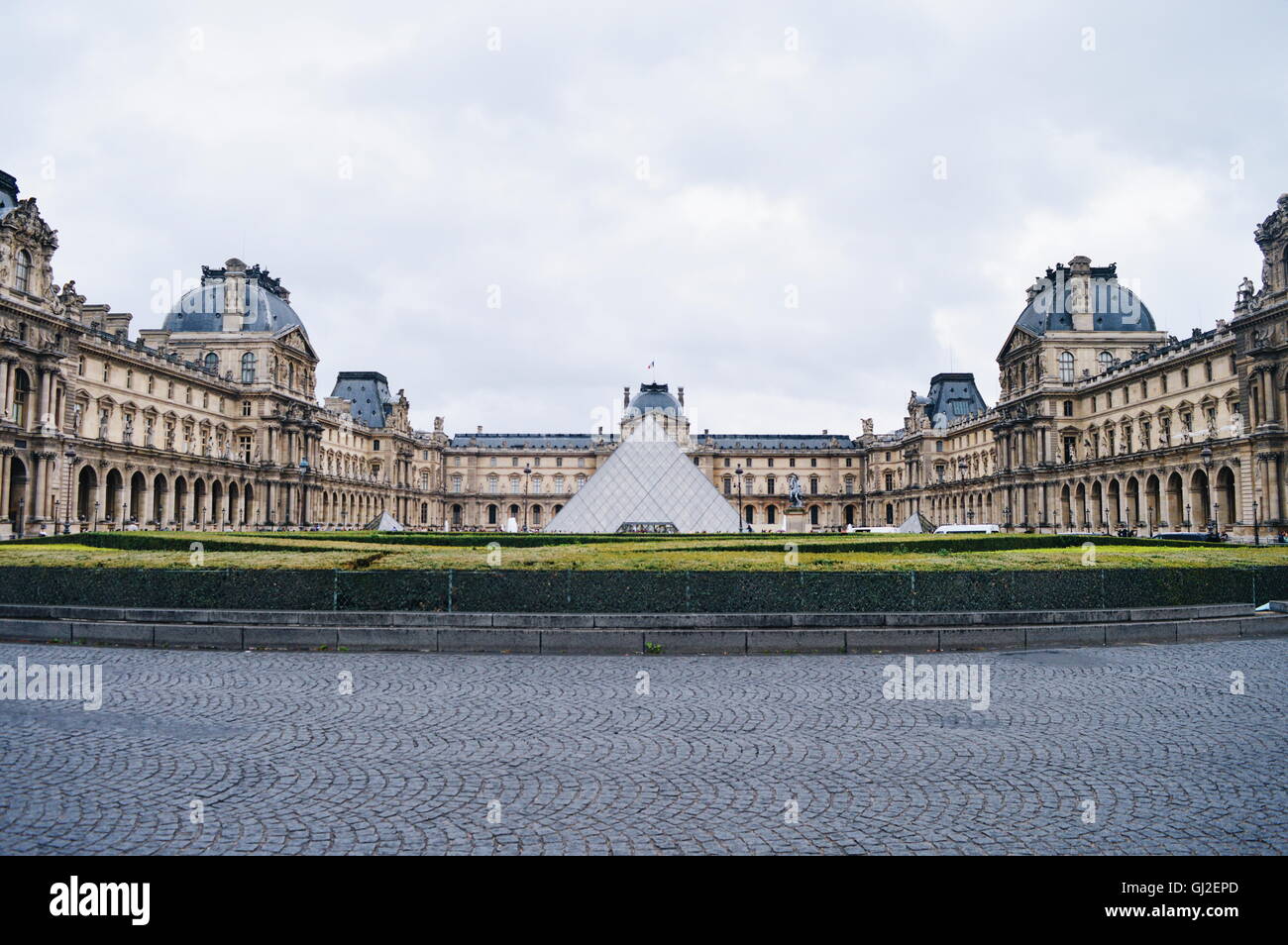 Louvre magic hi-res stock photography and images - Alamy