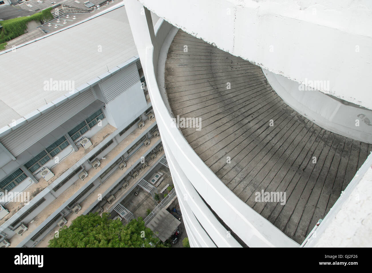 Spiral Car Park Ramp Stock Photo - Alamy