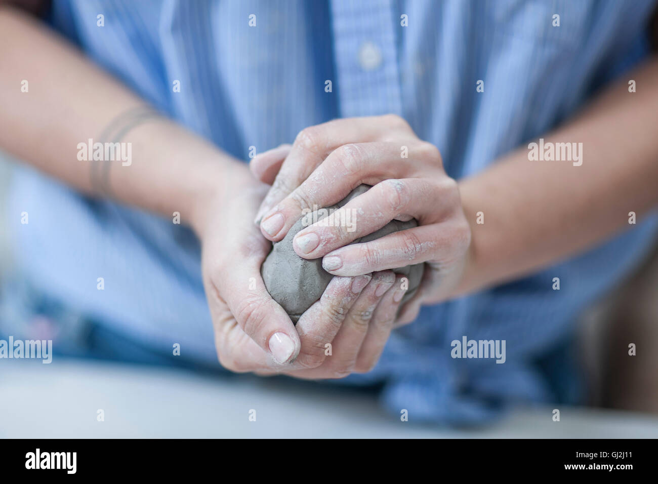 Female surface anatomy hi-res stock photography and images - Alamy