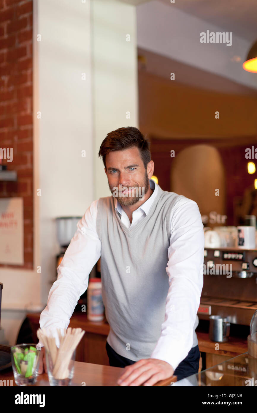 Camera behind counter coffee shop hi-res stock photography and images ...
