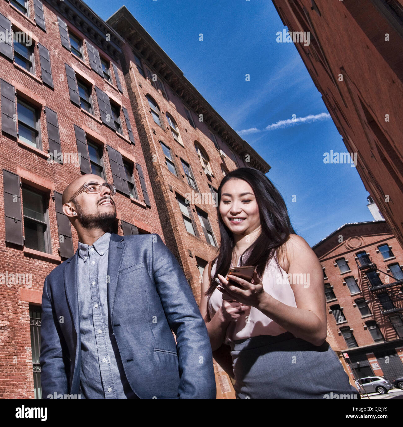 Business casual man woman hi-res stock photography and images - Alamy