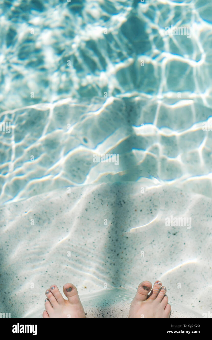 Feet underwater hi-res stock photography and images - Alamy