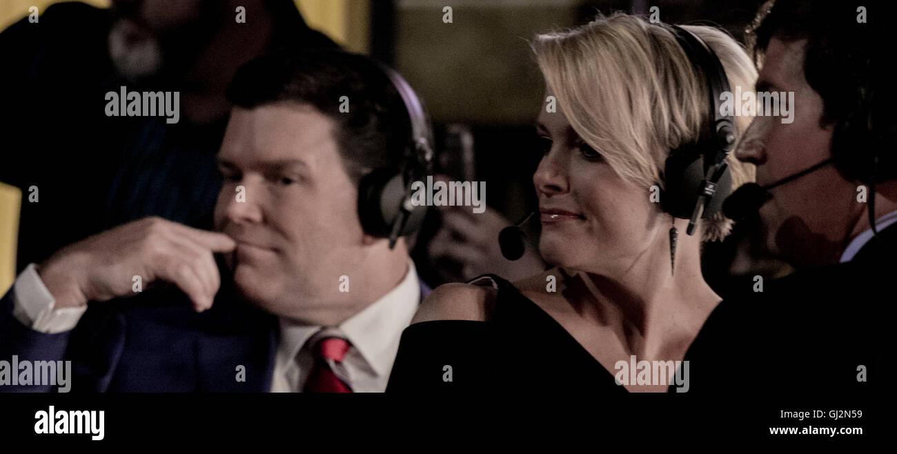 Fox news host hi-res stock photography and images - Alamy