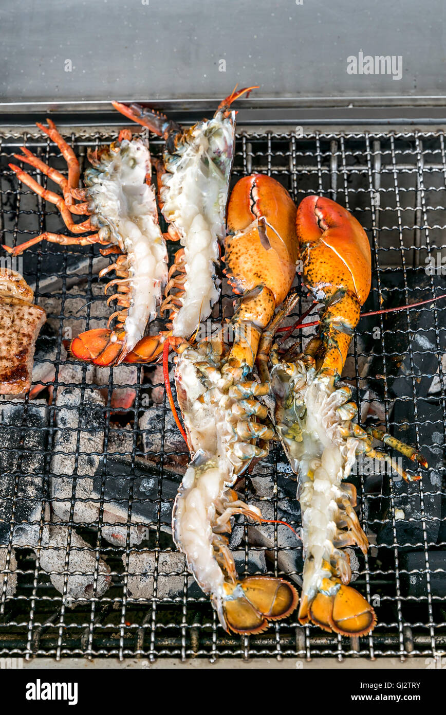 Lobster on barbecue grill hi-res stock photography and images - Alamy