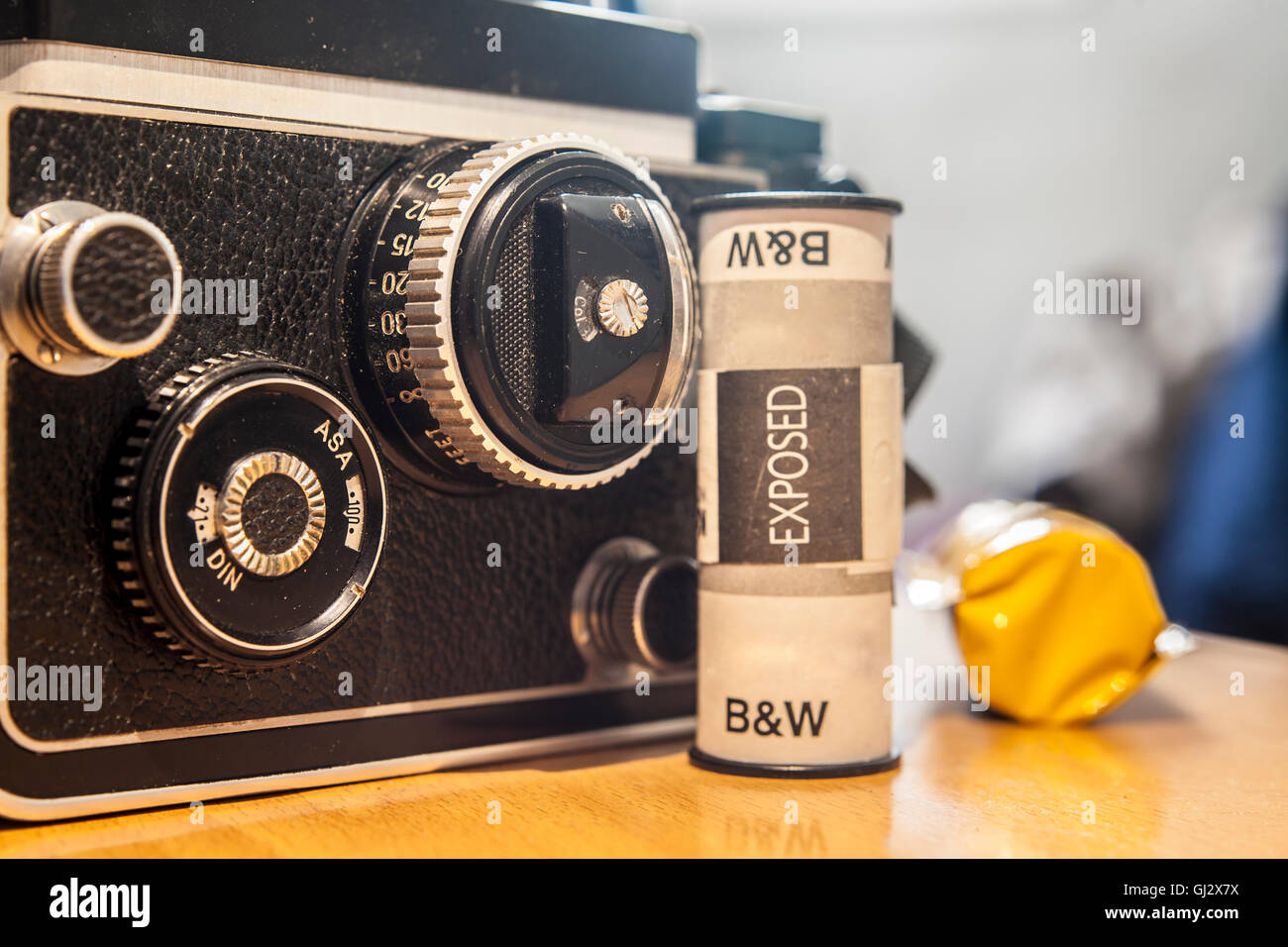 Twin lens reflex hi-res stock photography and images - Alamy