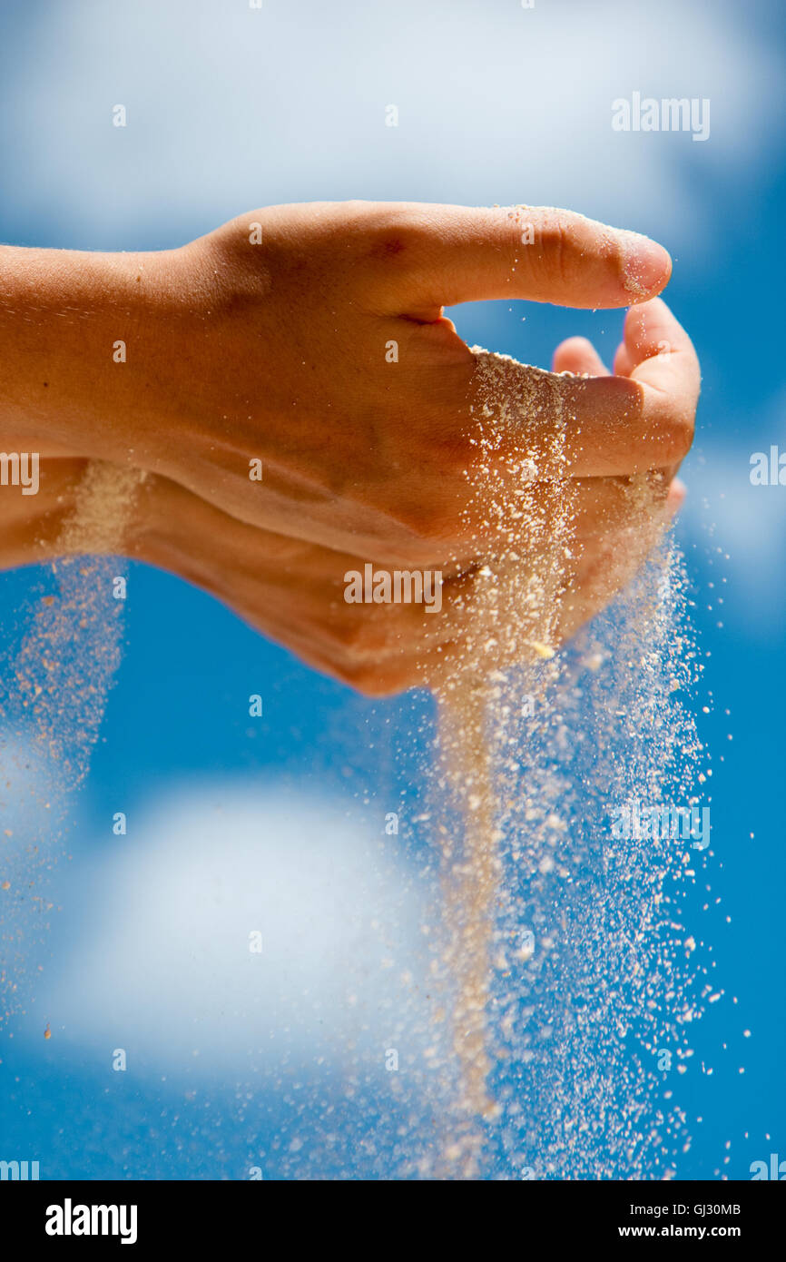 Sand fingers hand hi-res stock photography and images - Alamy
