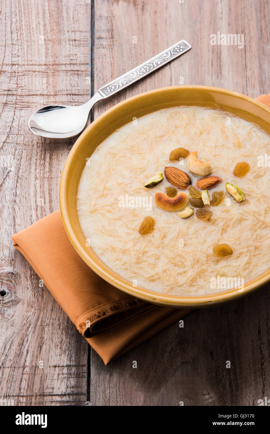 sweet Kheer or khir payasa, gil-e-firdaus, fereni also known as Sheer ...