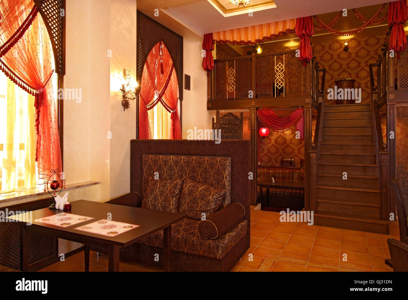 Portiere hotel hi-res stock photography and images - Alamy