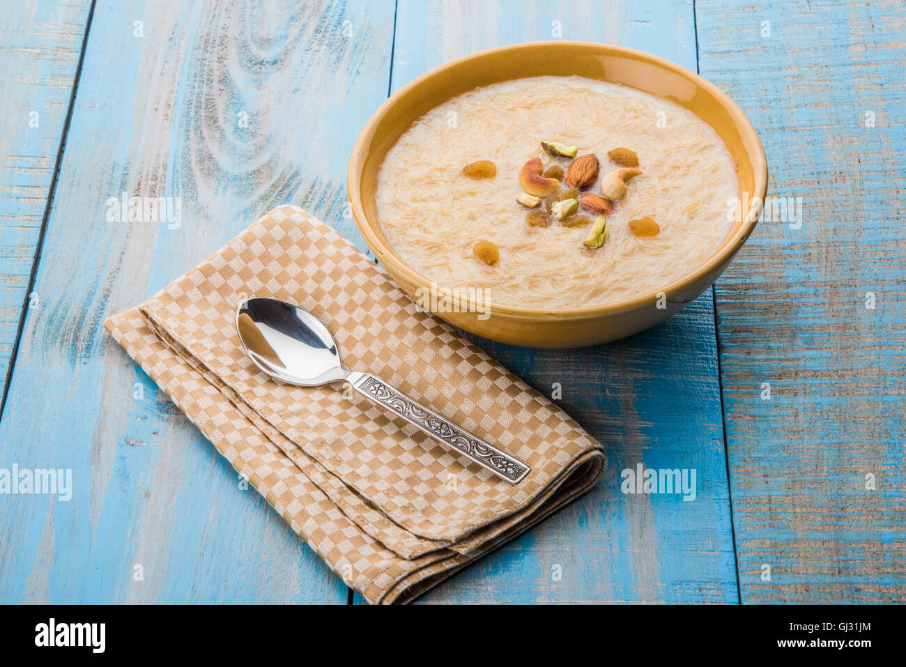 sweet Kheer or khir payasa, gil-e-firdaus, fereni also known as Sheer ...