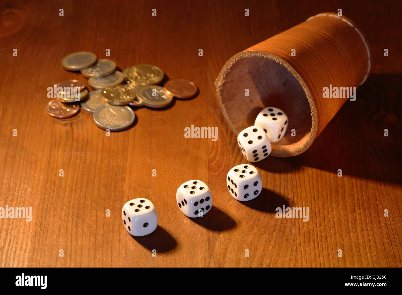 Dice games hi-res stock photography and images - Alamy