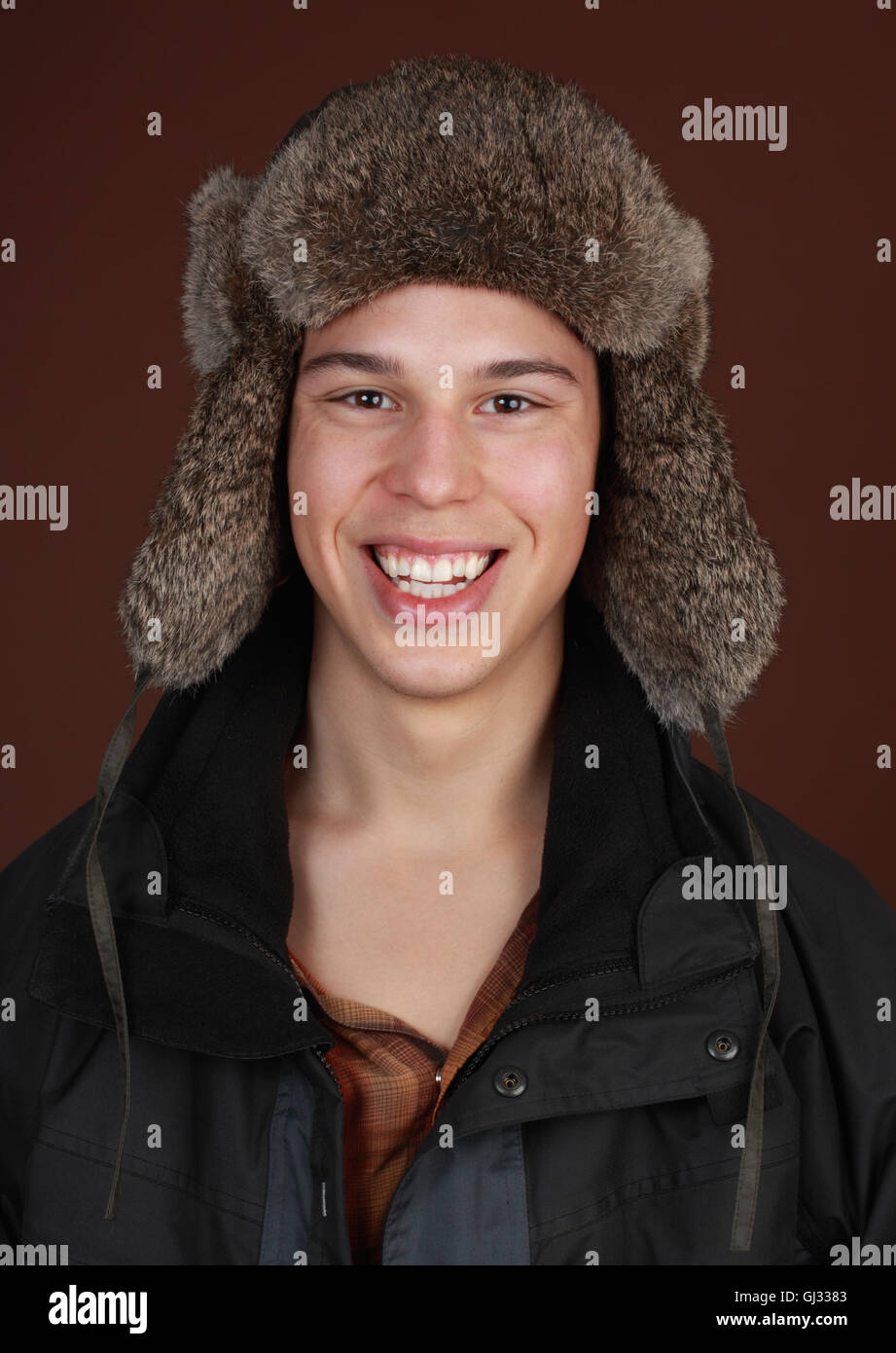guy wearing winter hat Stock Photo - Alamy