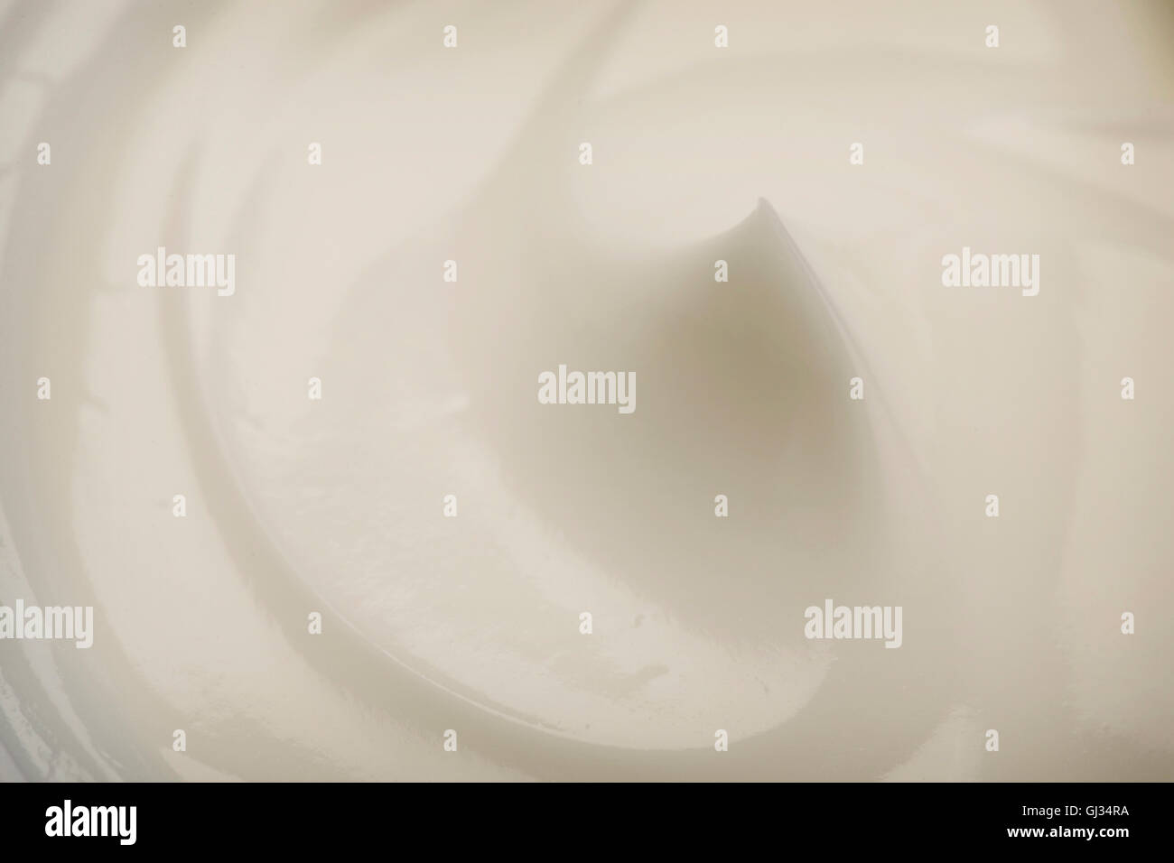 Skin creme hi-res stock photography and images - Alamy