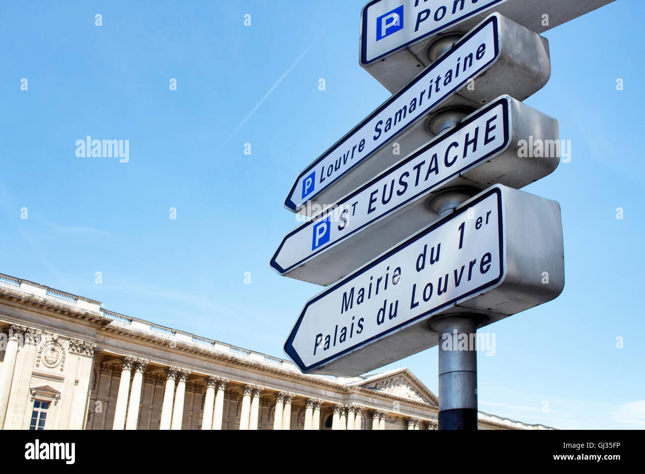 Paris signs directions hi-res stock photography and images - Alamy