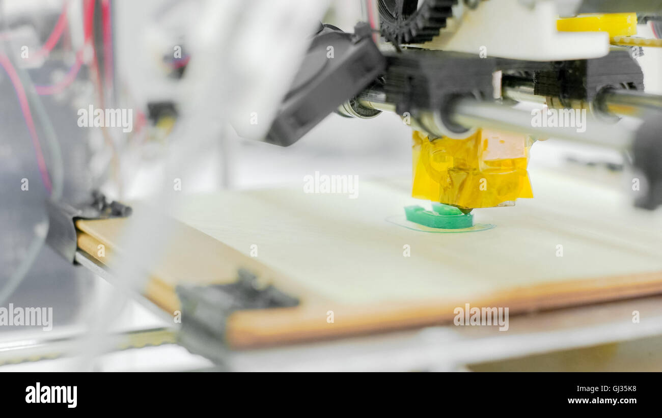 Detailed view at 3D printer in work Stock Photo - Alamy