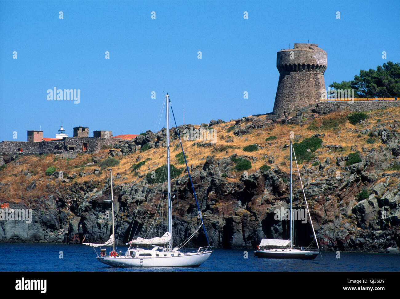 Coast capraia island tuscany hi-res stock photography and images - Alamy