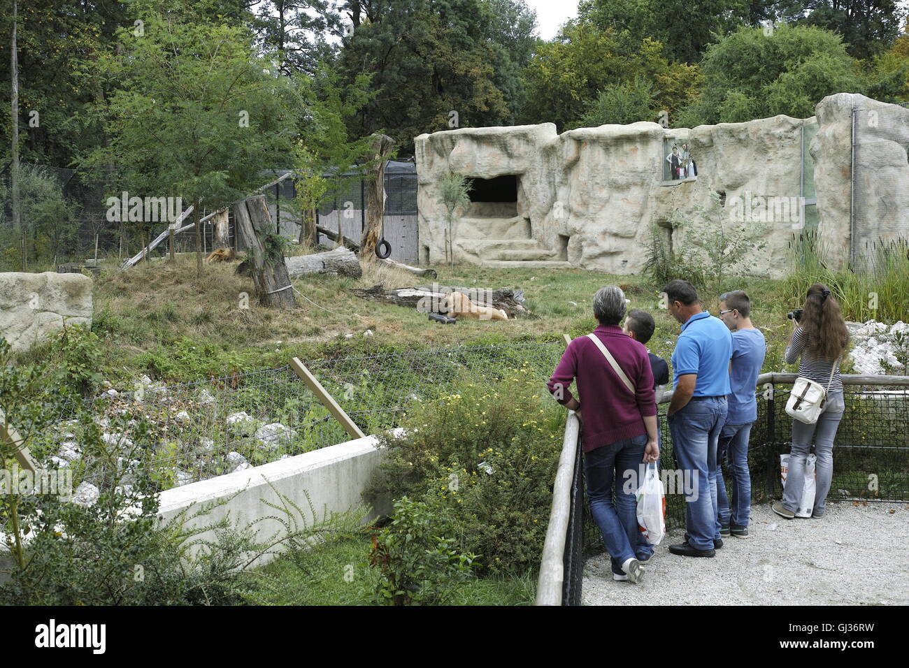 Zagreb Zoo High Resolution Stock Photography and Images - Alamy