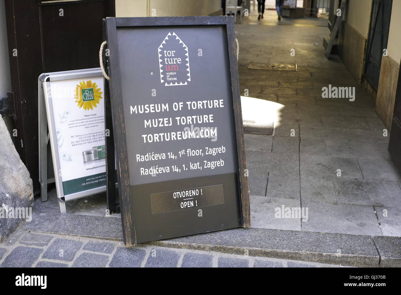 Horror museum hi-res stock photography and images - Alamy
