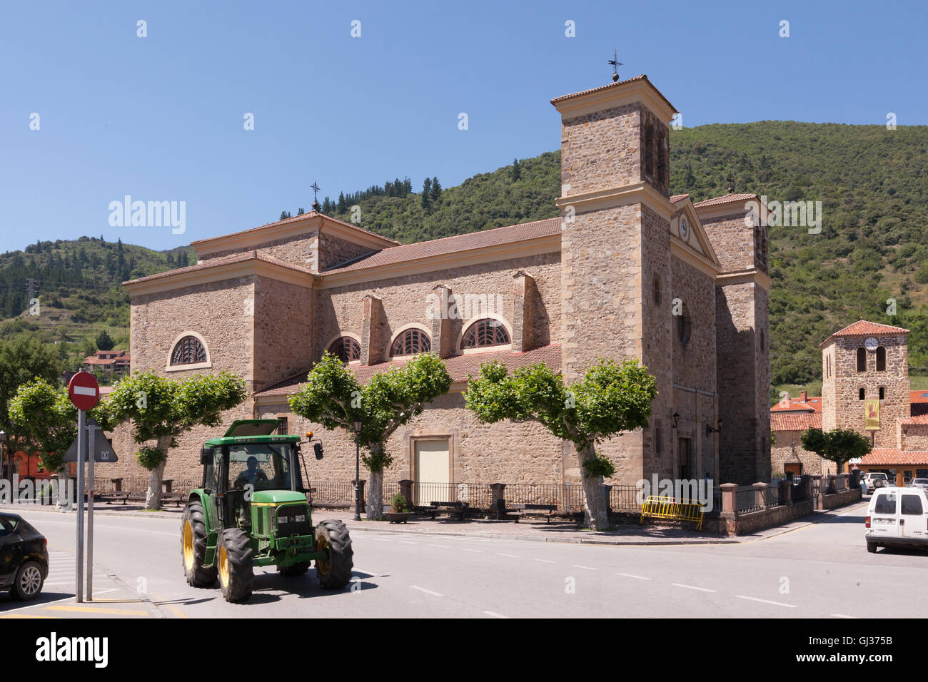 Potes village in Cantabria,Northern Spain,Europe Stock Photo - Alamy