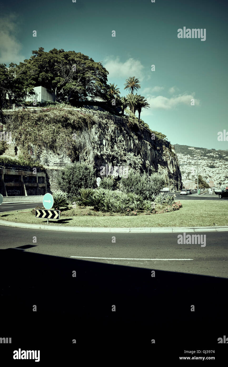 Roundabout in funchal hi-res stock photography and images - Alamy