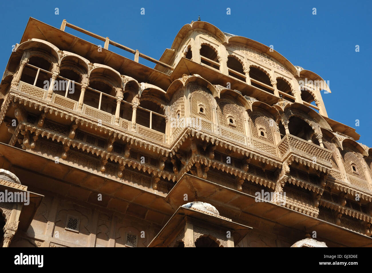 Medieval private mansion hi-res stock photography and images - Alamy