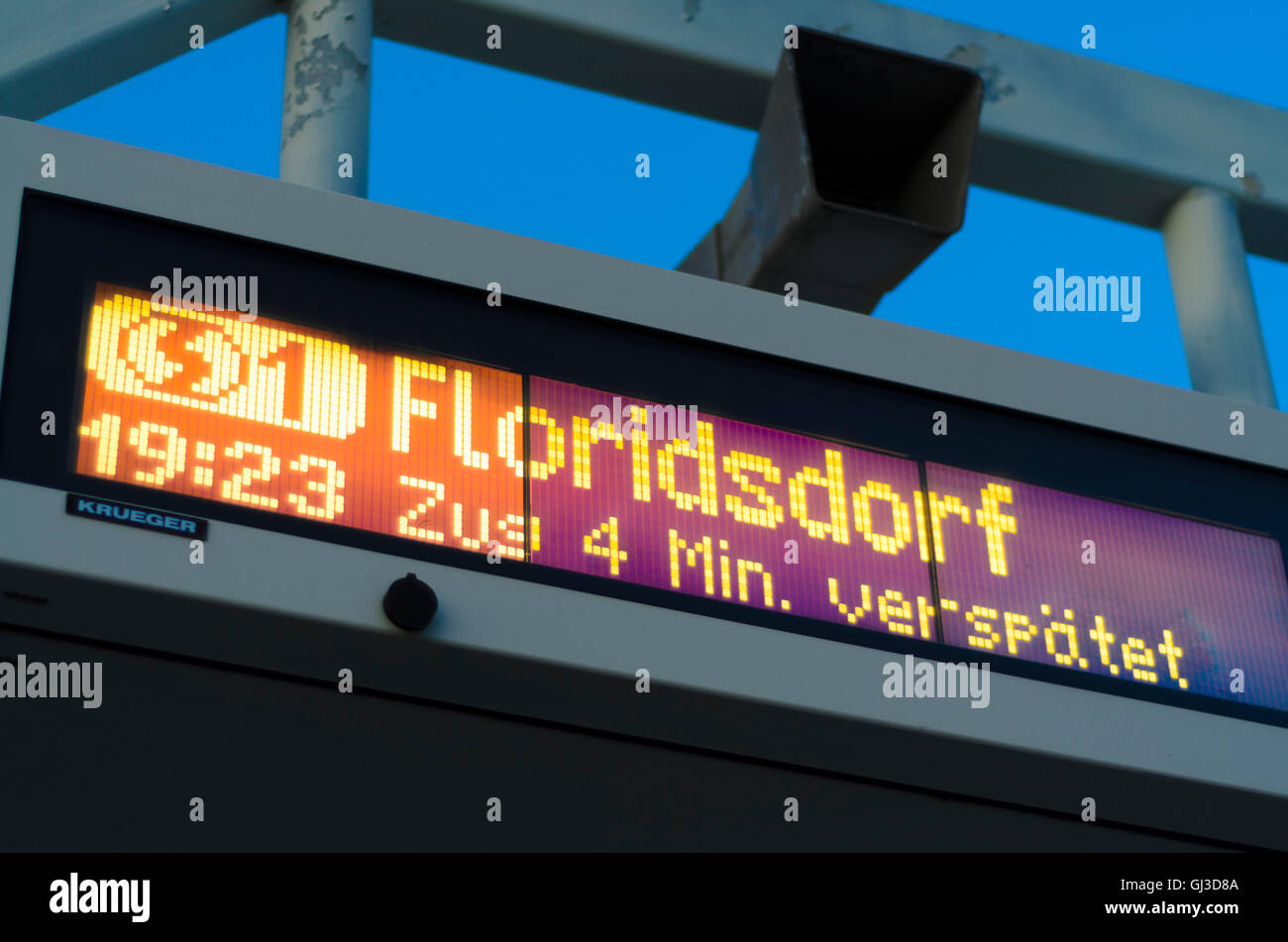 Destination display ÖBB shows train delay, Austria Stock Photo - Alamy