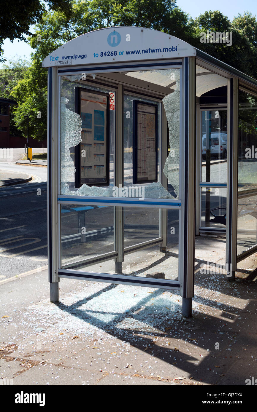 Vandalised bus shelter hi-res stock photography and images - Alamy