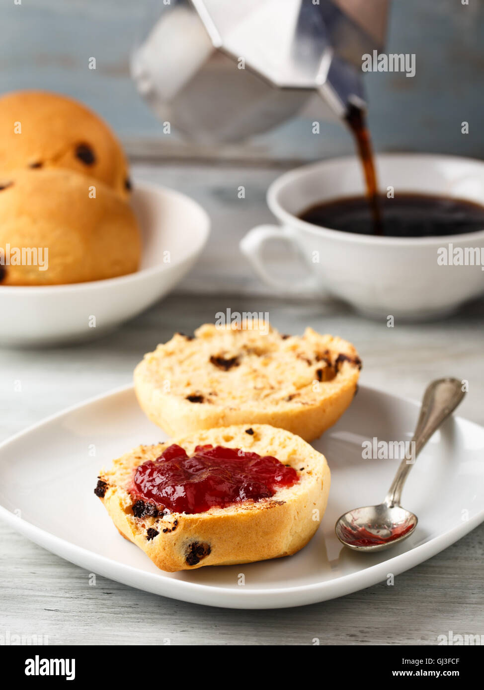 Brioche chocolate hi-res stock photography and images - Alamy