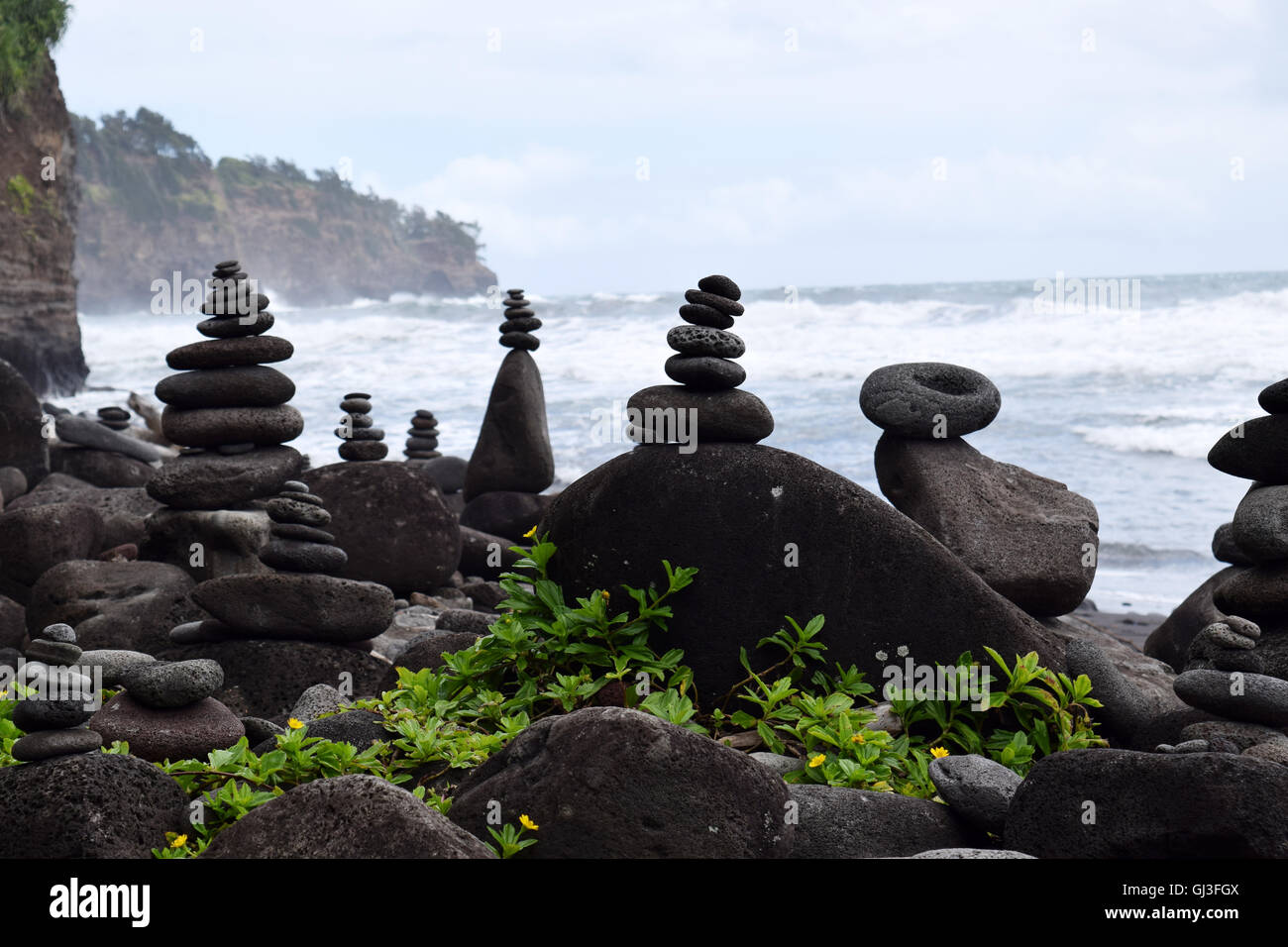 Black sand volcanic pile hi-res stock photography and images - Alamy
