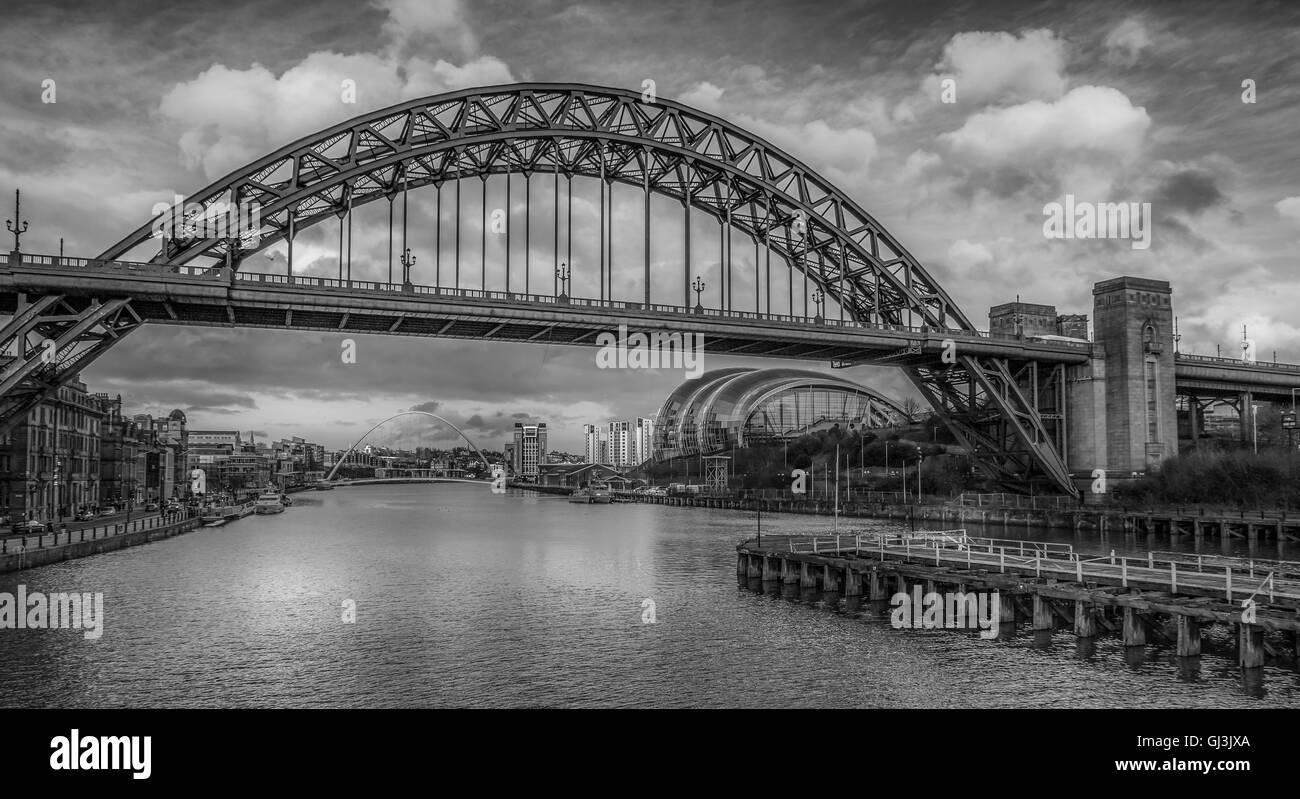 Under tyne bridge Black and White Stock Photos & Images - Alamy