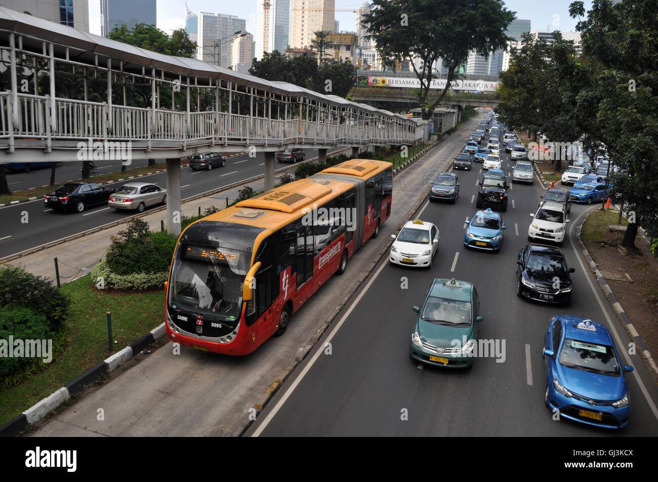 Bus transjakarta hi-res stock photography and images - Alamy