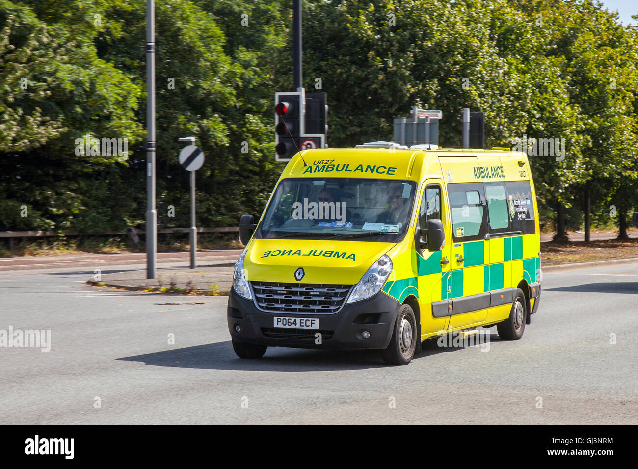 North west ambulance service liverpool hi-res stock photography and ...