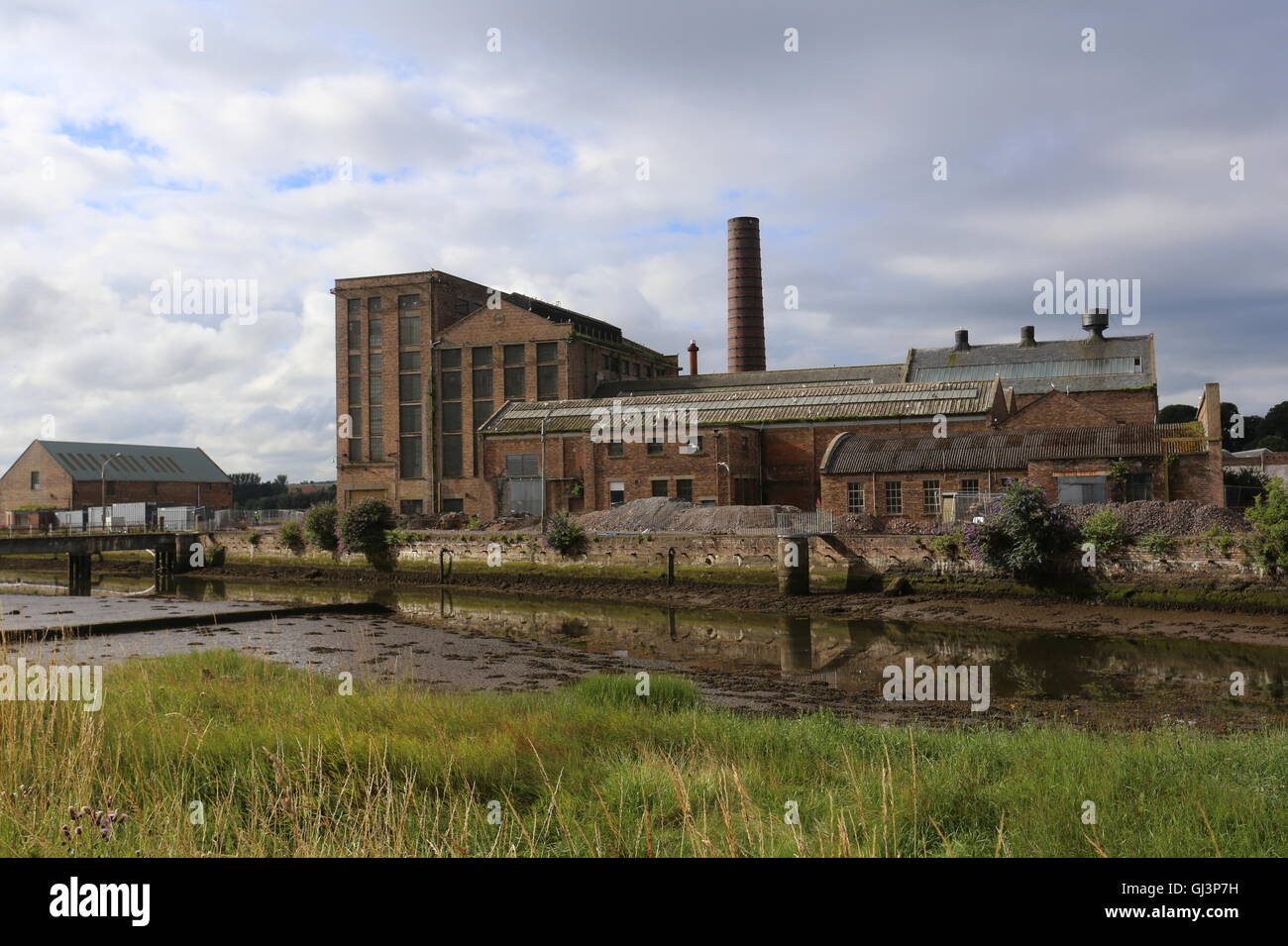 Guardbridge paper mill Fife Scotland July 2016 Stock Photo - Alamy