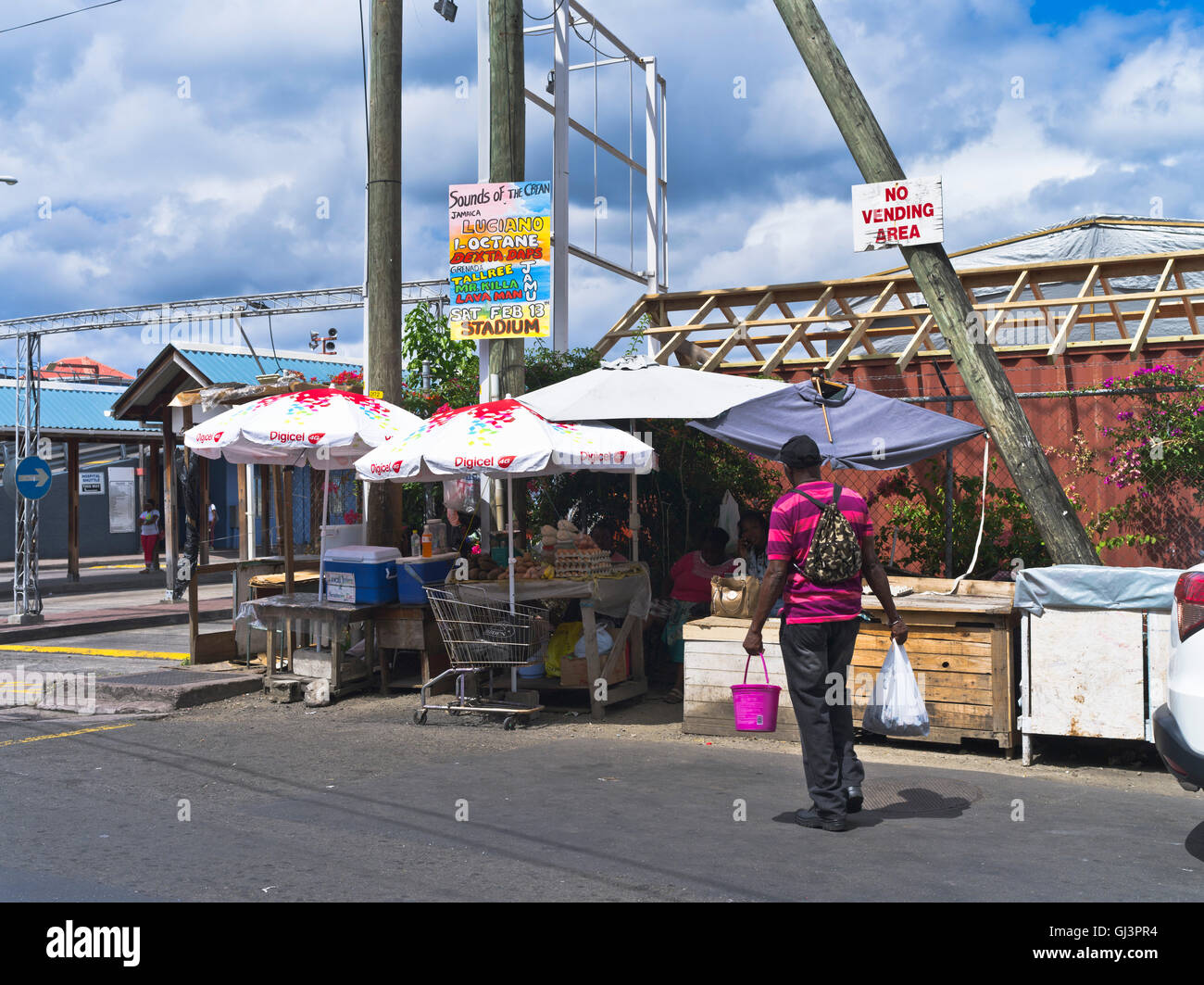 Caribbean grenada st george local hi-res stock photography and images ...