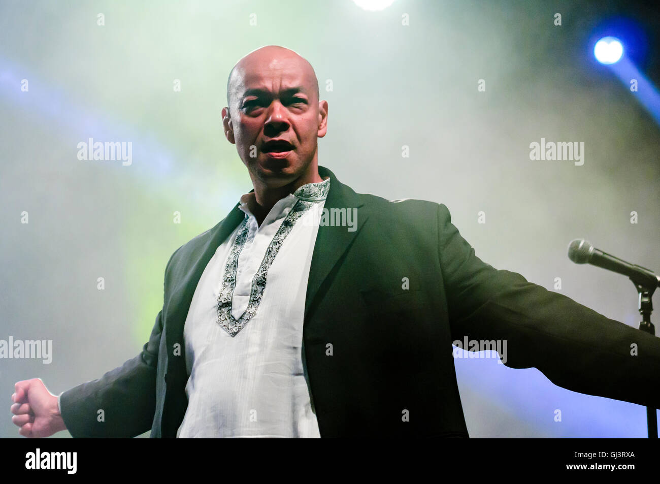 Fine young cannibals hi-res stock photography and images - Alamy