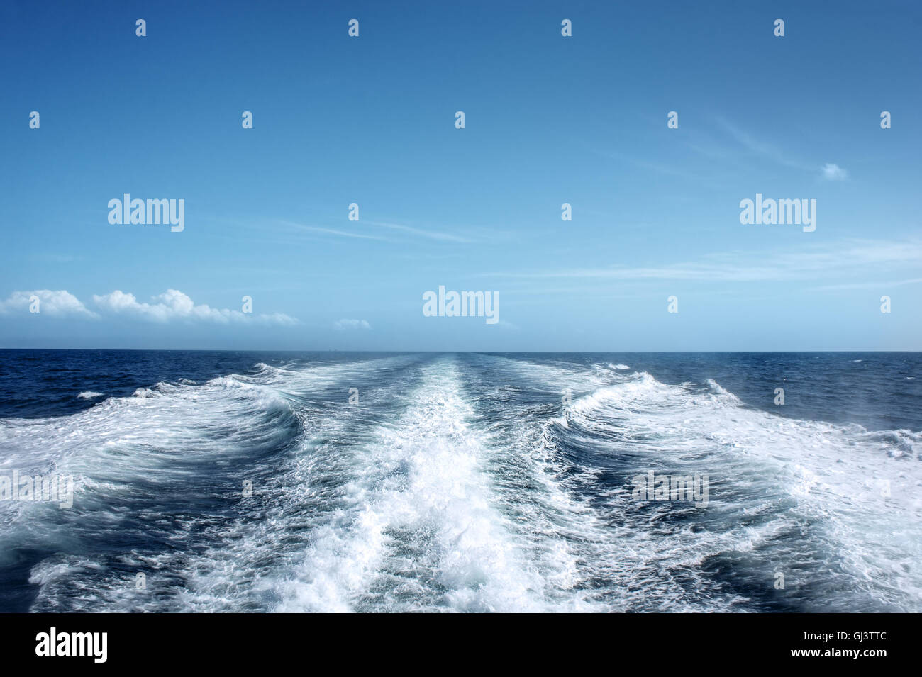Motor boat blue sea hi-res stock photography and images - Alamy