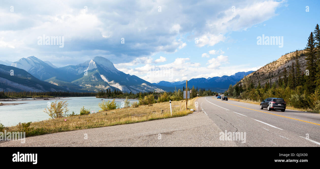 Yellowhead highway hi-res stock photography and images - Alamy