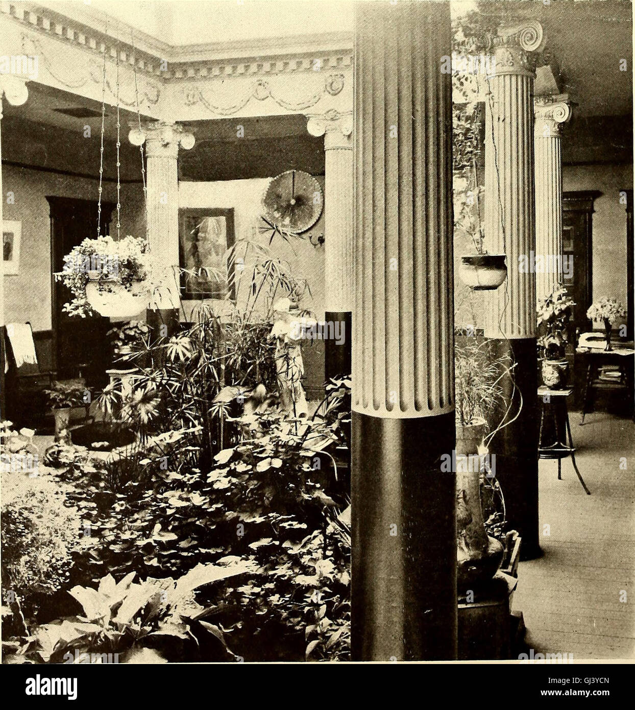 A 1910 publication focusing on American homes and gardens, showcasing ...
