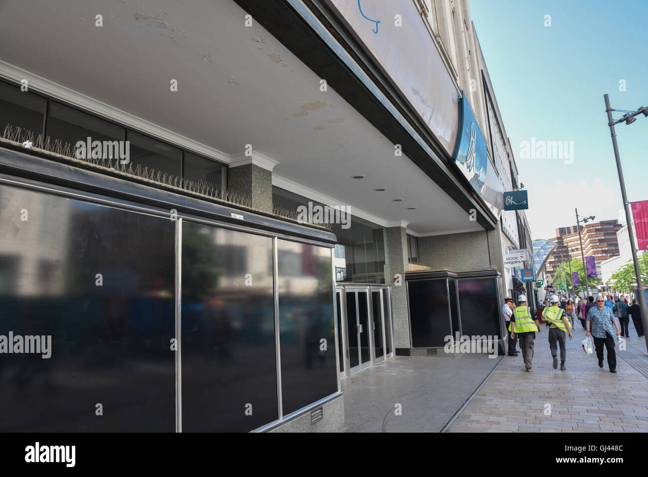The Moor, Sheffield, UK. 12th Aug, 2016. The BHS store on the Moor in ...