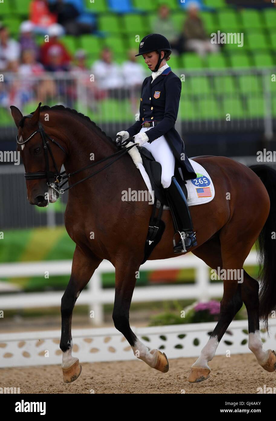 Laura graves hi-res stock photography and images - Alamy